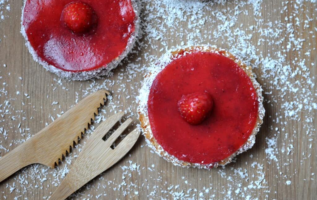 Génoise à la Fraise & Noix de Coco • Safrangourmand.fr